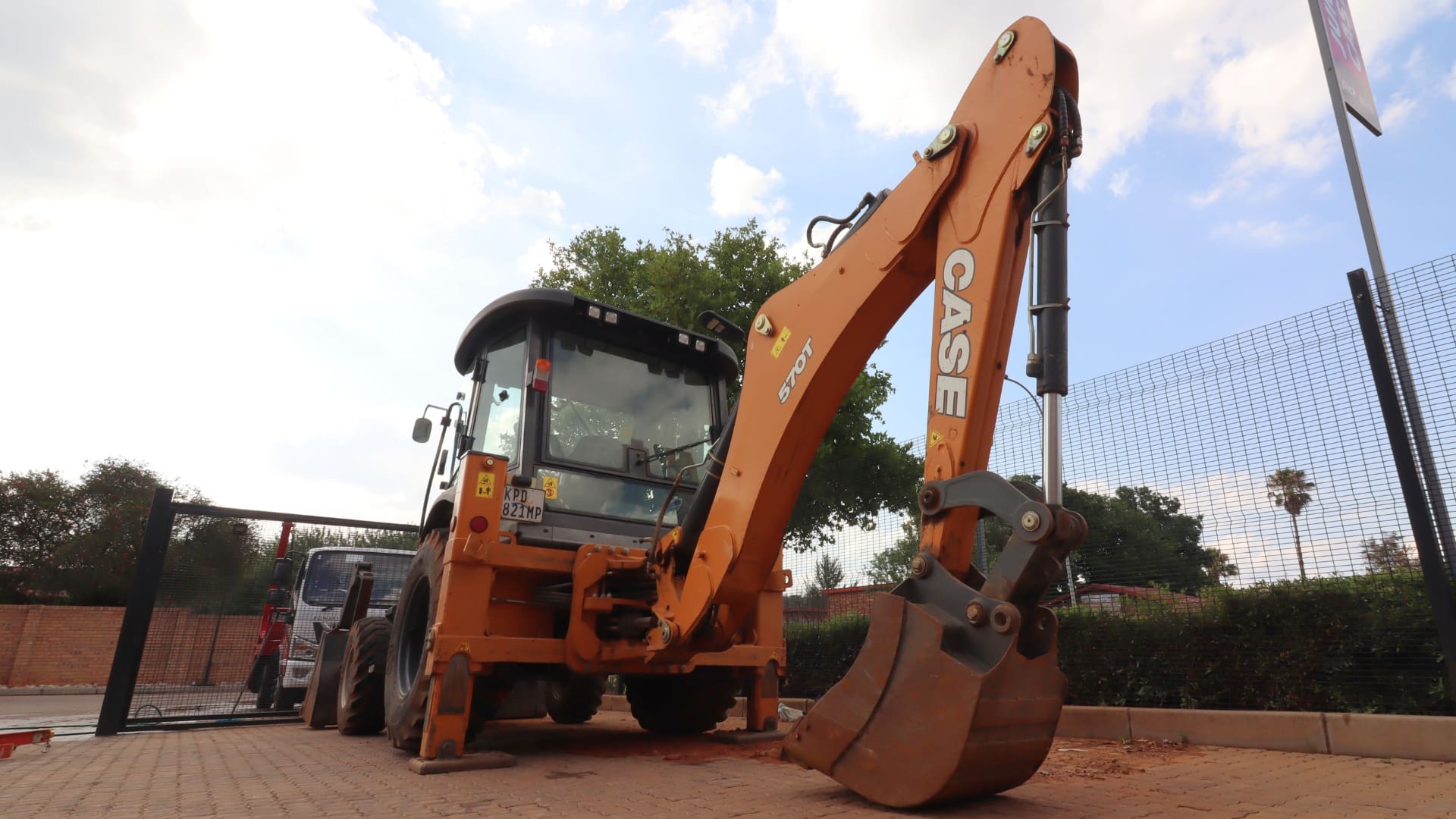 TLB Contact Form | Pick n Hire